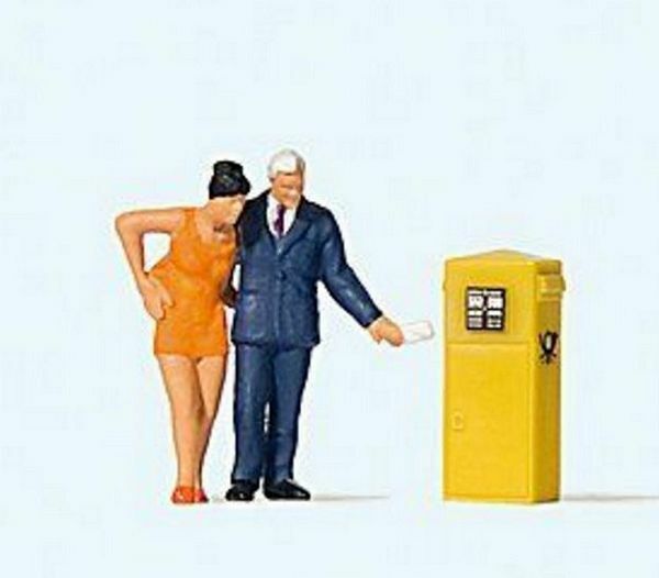 Preiser 28194 HO Scale At the Mailbox -- pkg(2) - Black Forest® Hobby ...