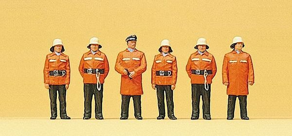 Preiser 10214 HO Scale Firemen -- With Protective Clothing - Black ...