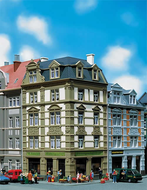 Faller 130916 HO Scale #62 Gothe Street 4-Story Corner Townhouse -- 4-5 ...