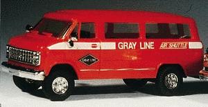 Trident Miniatures 90071 HO Scale Chevrolet Vans -- Airport Shuttle ...