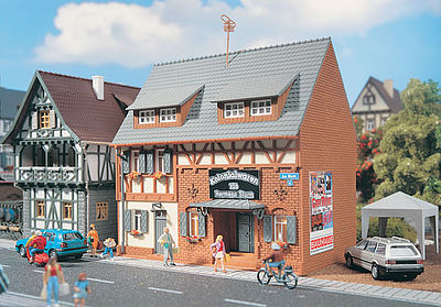 Vollmer 43652 HO Scale Grocery Store -- 5 x 3-5/8 x 4-13/16" 12.3 x 9 x ...